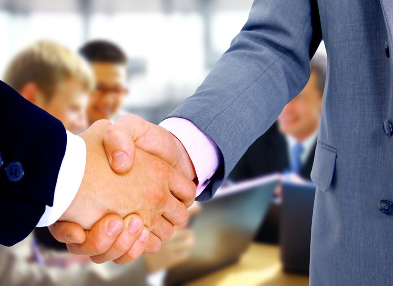 Finance broker: Can they really save you money? | Captain FI